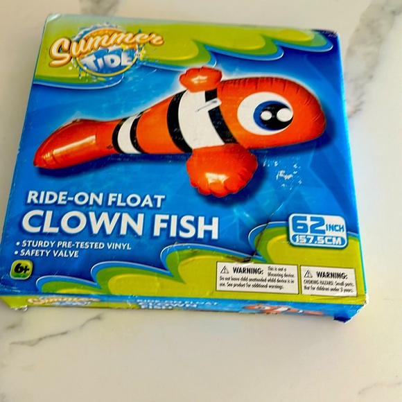 Summer Tide | Toys | Nwt Rideon Clown Fish Float 62 Inches Made For 6 ...